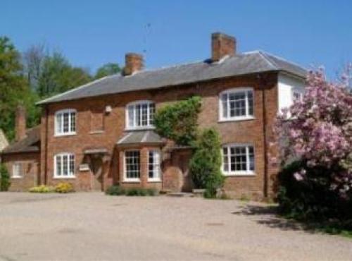 Tewin Bury Farm Hotel, Family Accommodation, Hertingfordbury Hotels ...